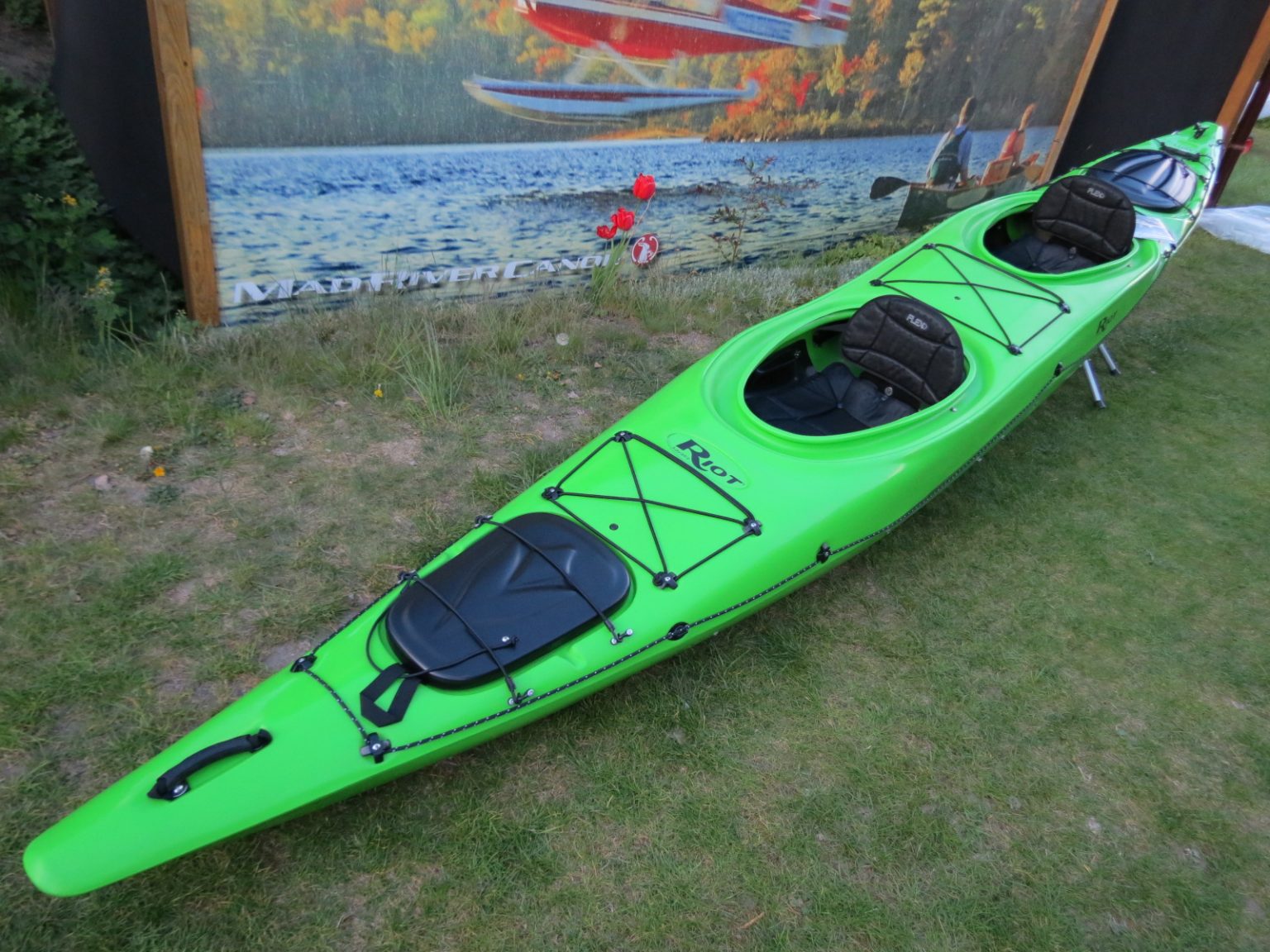 Polarity 16.5 Tandem – Riot Kayaks | Paddel Store