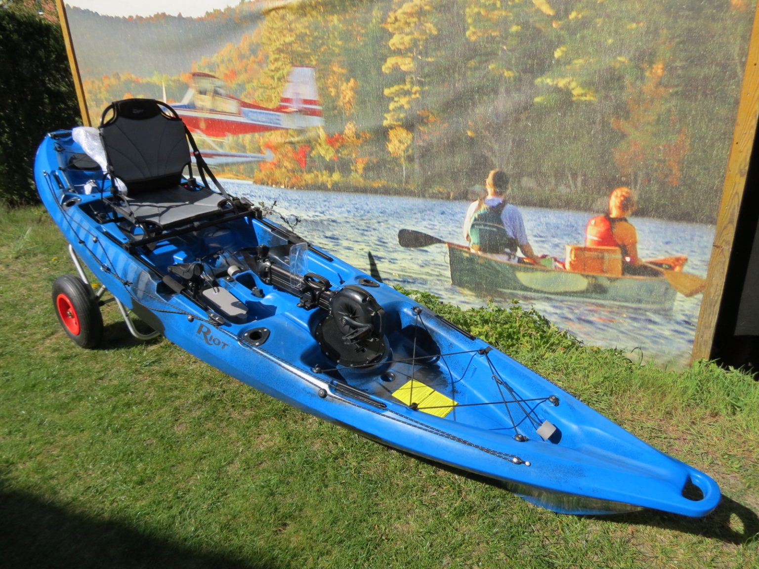 Mako 12 Impulse Drive, Propellerantrieb – Riot Kayaks | Paddel Store