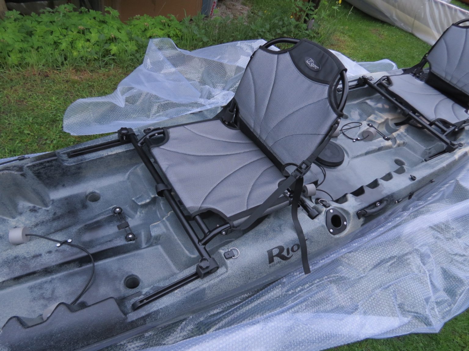 Escape Duo Deluxe Angler – Riot Kayaks | Paddel Store